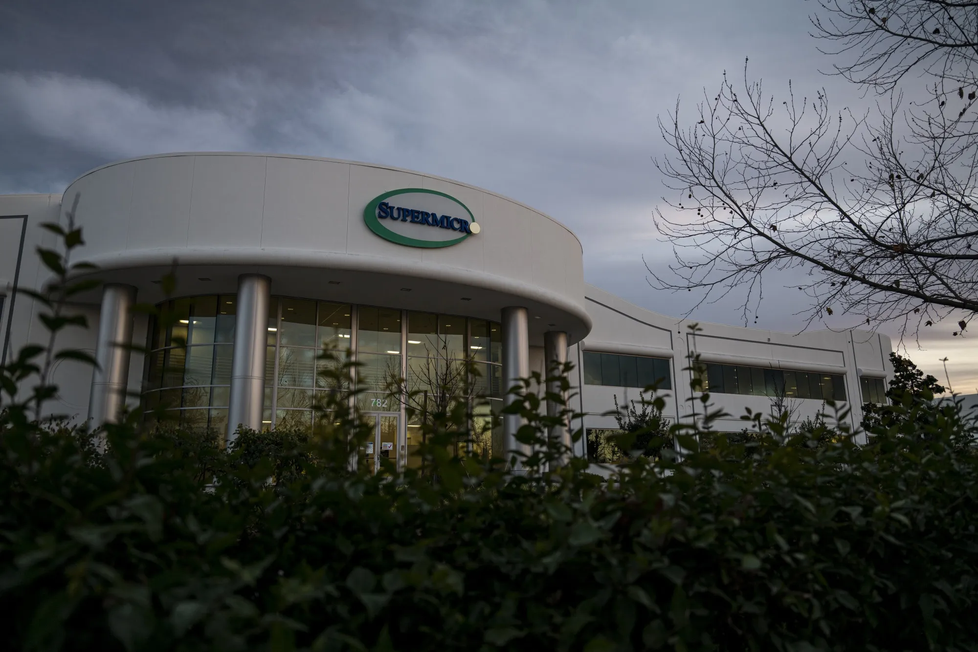 Super Micro’s S&P 500 Inclusion Pushes Rally Past 1,000% - Bloomberg