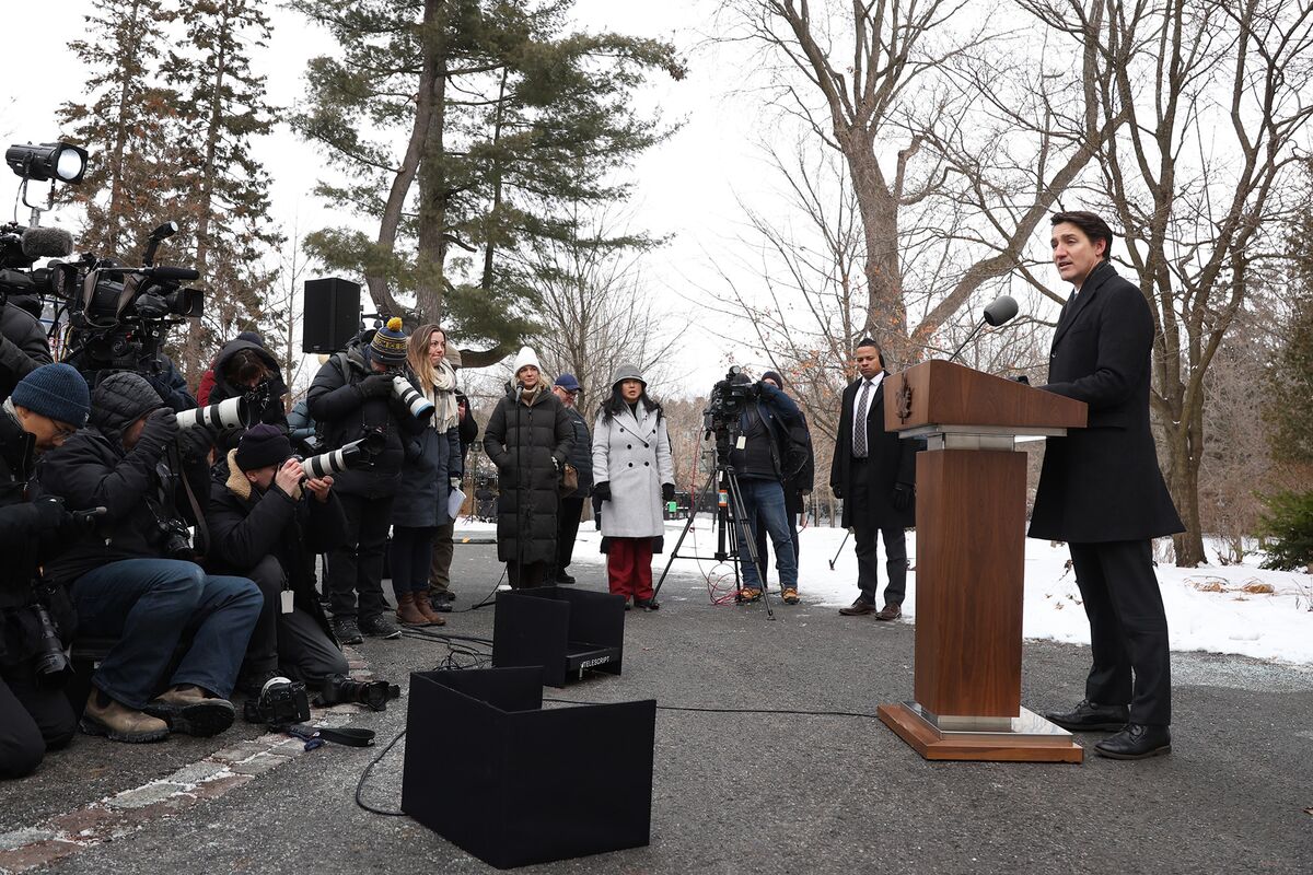 Justin Trudeau Resigns After 9 Years as Liberals Force Canada PM Out ...