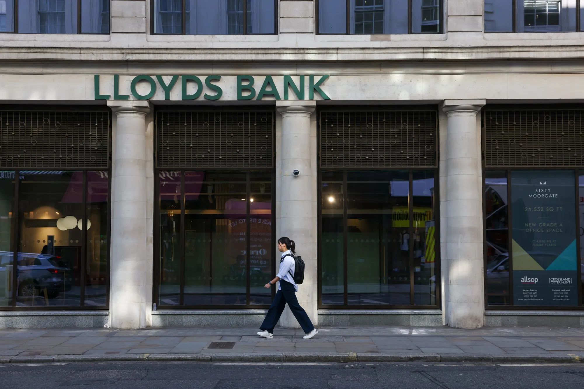 Lloyds (LLOY) Profit Tops Estimates After Setting Aside Less Provisions ...