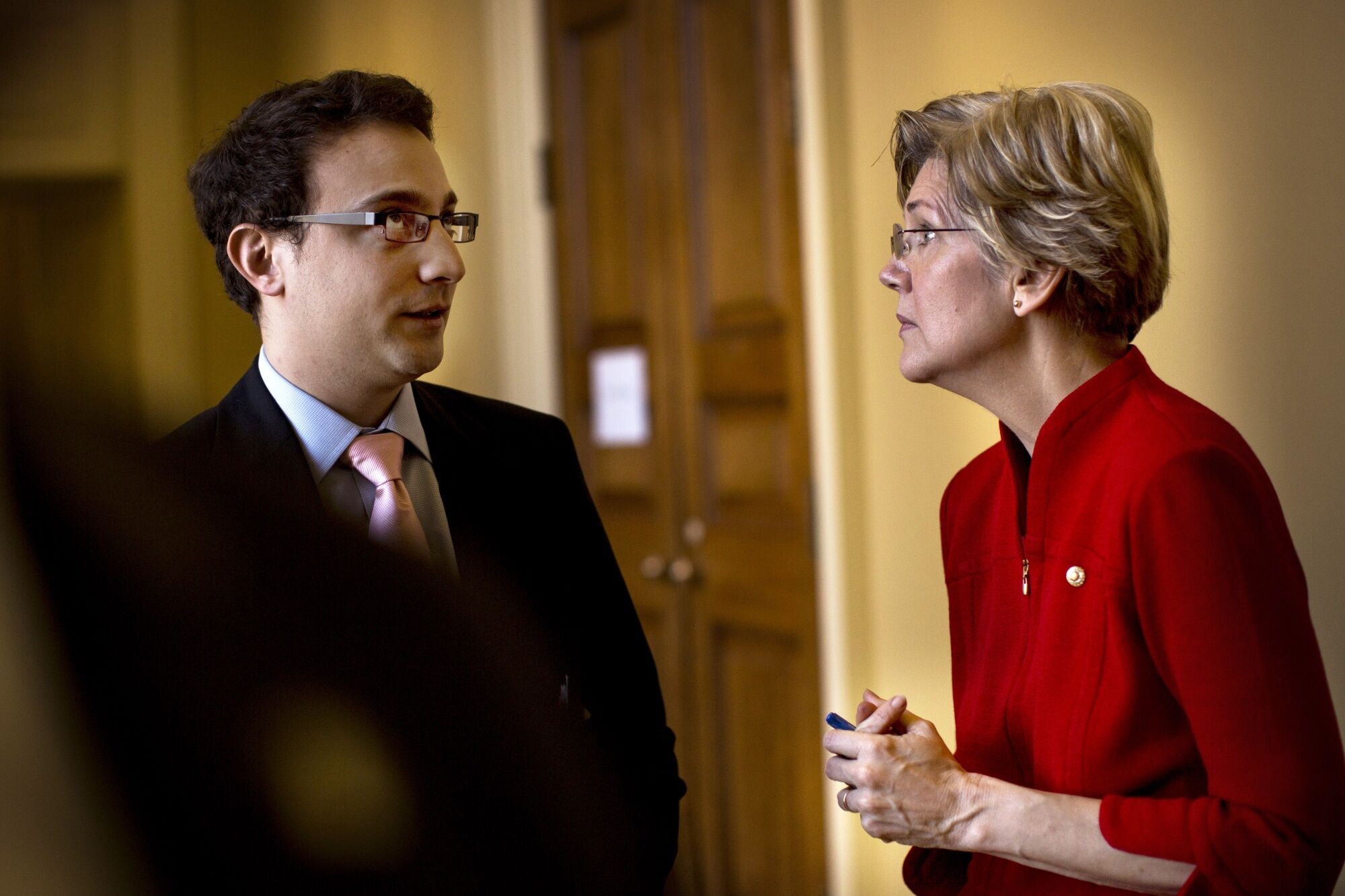 Biden Names Elizabeth Warren Chief of Staff as Brainard’s New Deputy ...