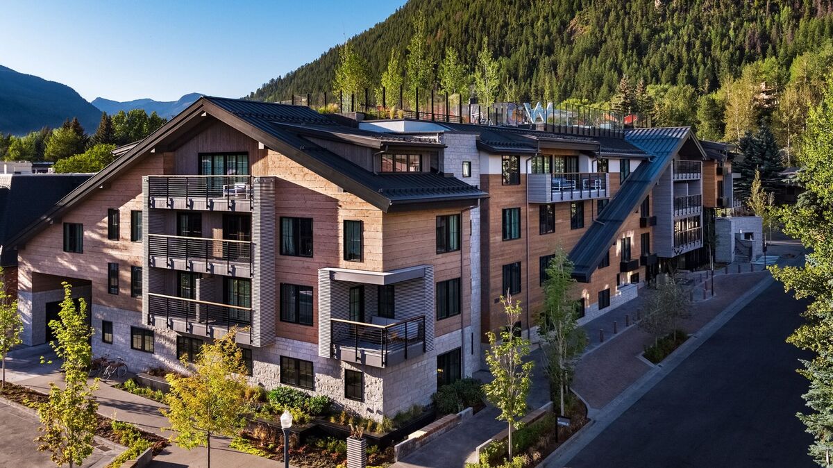 W Hotel Aspen Owner Eyes Sale in Ski Resort Where Deals Are Rare ...