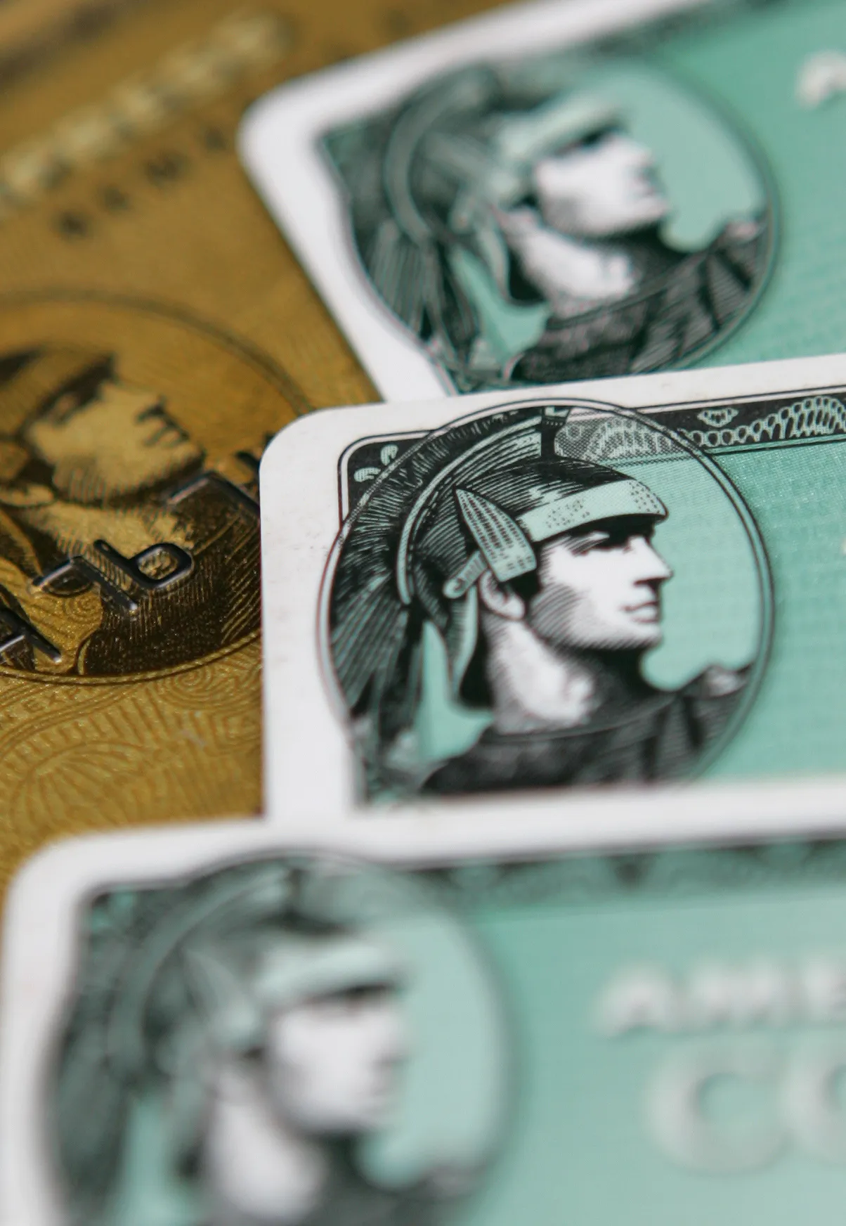 米アメックス：決済サービスのレボリューションを買収－3億ドルで - Bloomberg