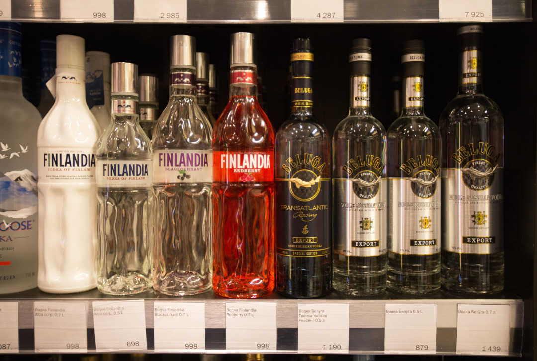 FTSE News: Coke bottler (CCH@LN) buys vodka from Jack Daniel's maker ...