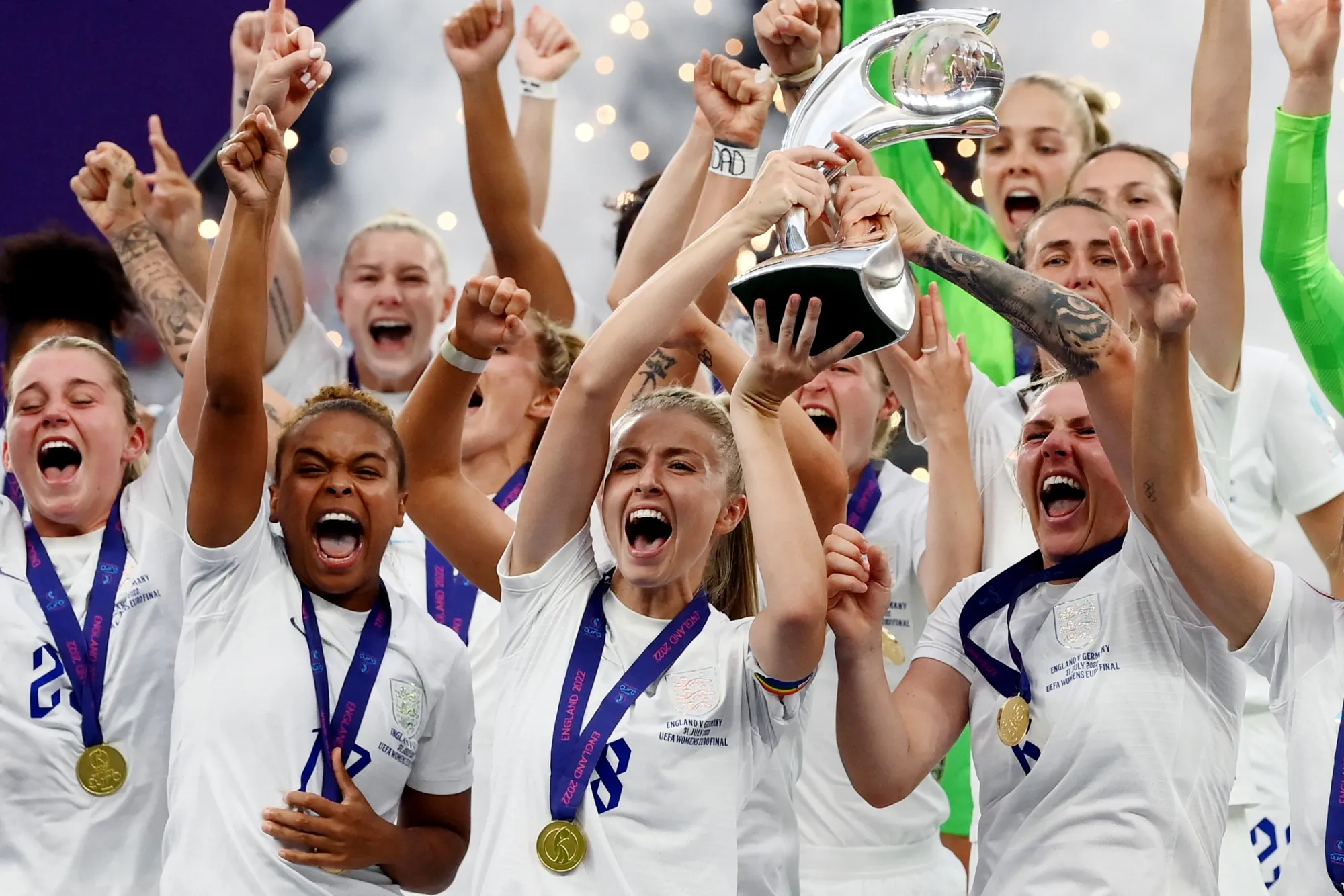 Women’s Football in England Is Struggling for Money - Bloomberg