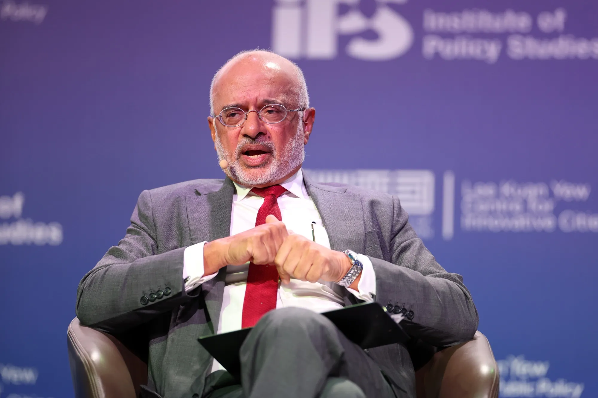 Top Singapore Banker DBS CEO Gupta Calls for Rethink of City’s Large ...