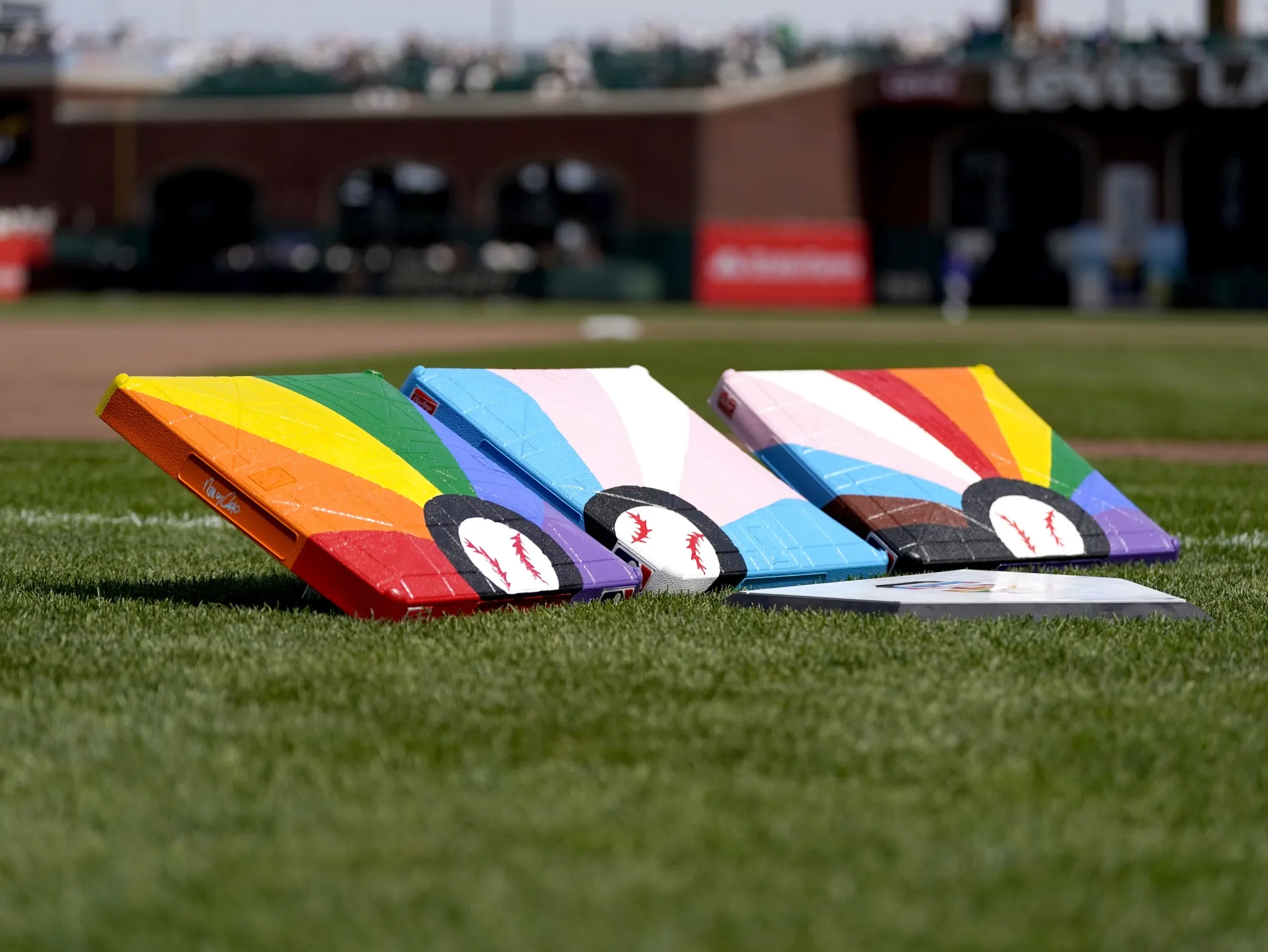 More Major League Baseball Teams Are Hosting Gay Pride Events for ...