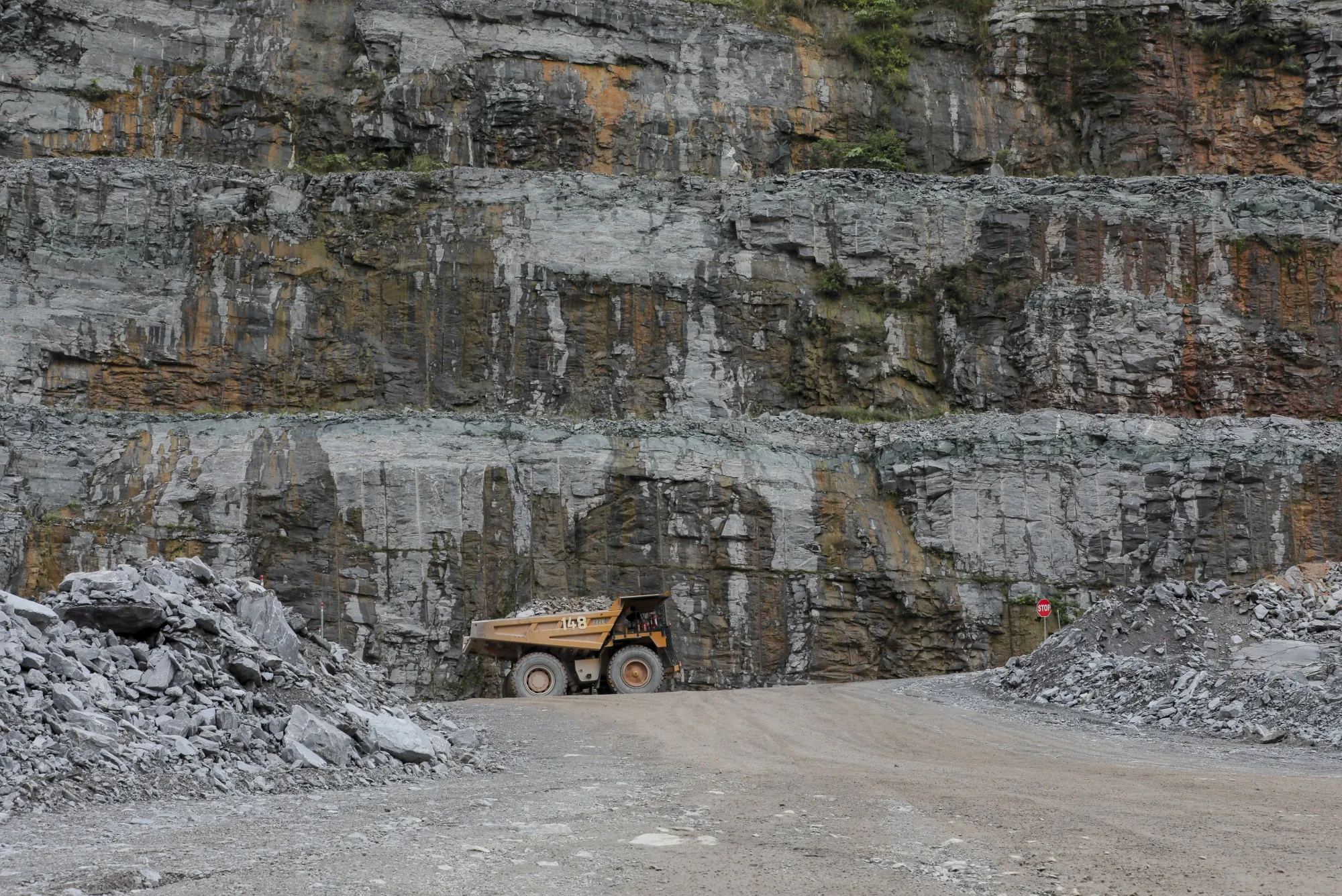 Gold Fields Ordered to Vacate the Damang Mine in Ghana - Bloomberg