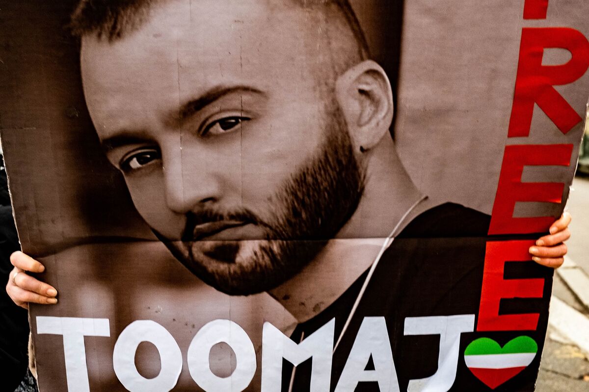 Dissident Iranian Rapper Released on Bail After a Year in Prison ...