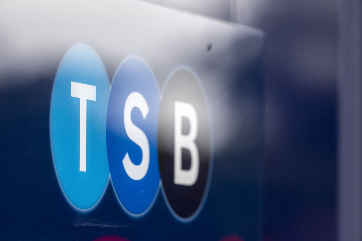 Sabadell Names COO to Run UK Unit TSB Amid BBVA Takeover Bid - Bloomberg