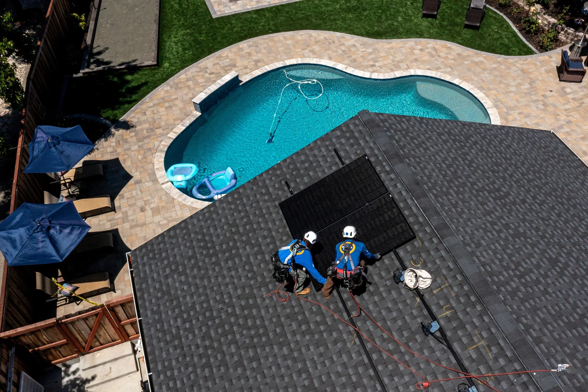 SunPower Bankruptcy Signals Warning For Rooftop Solar Industry - Bloomberg