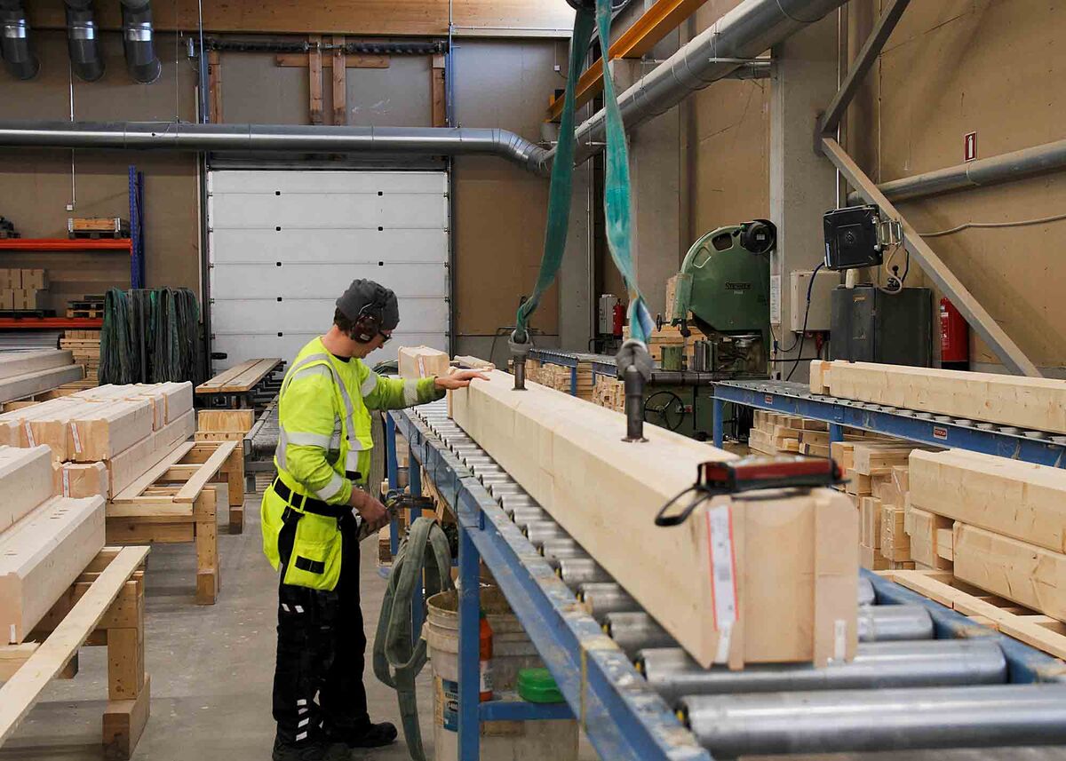 Finnish Log-House Maker Mammutti Stops Daytime Production to Cut Power ...