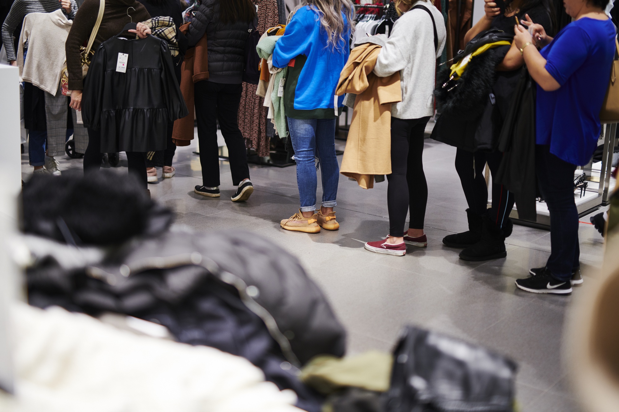 It’s Riskier to Work in Retail Than on America’s Factory Floors - Bloomberg