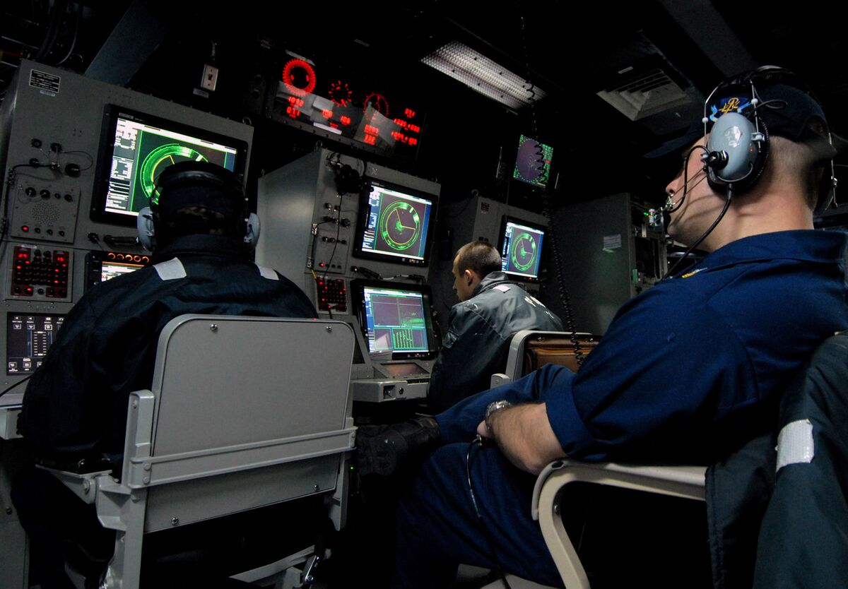 US Navy Deploys AI-Equipped Underwater Drones to Scan for Threats ...