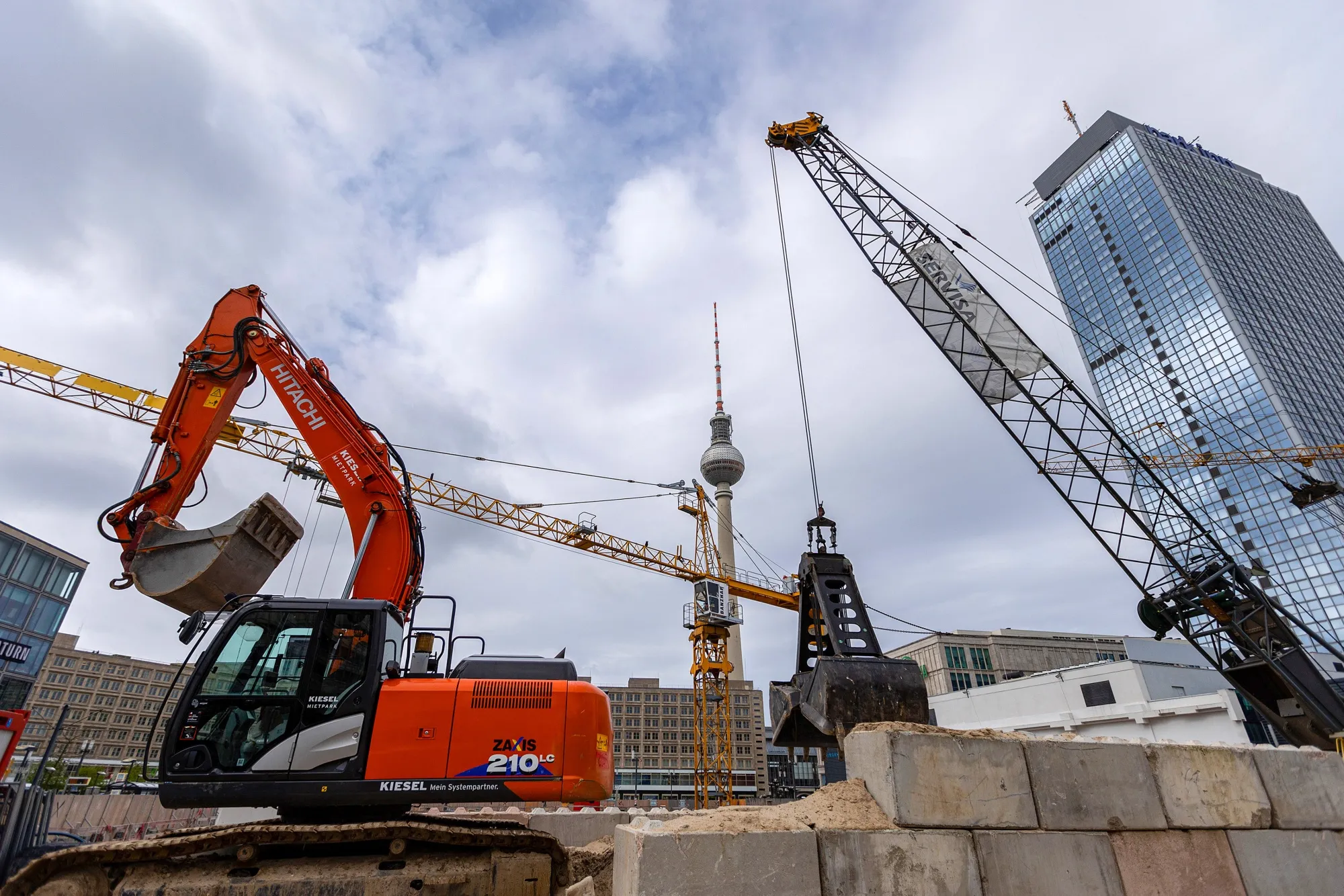 Germany Housing Push Falters as Building Permits Slump by a Third ...
