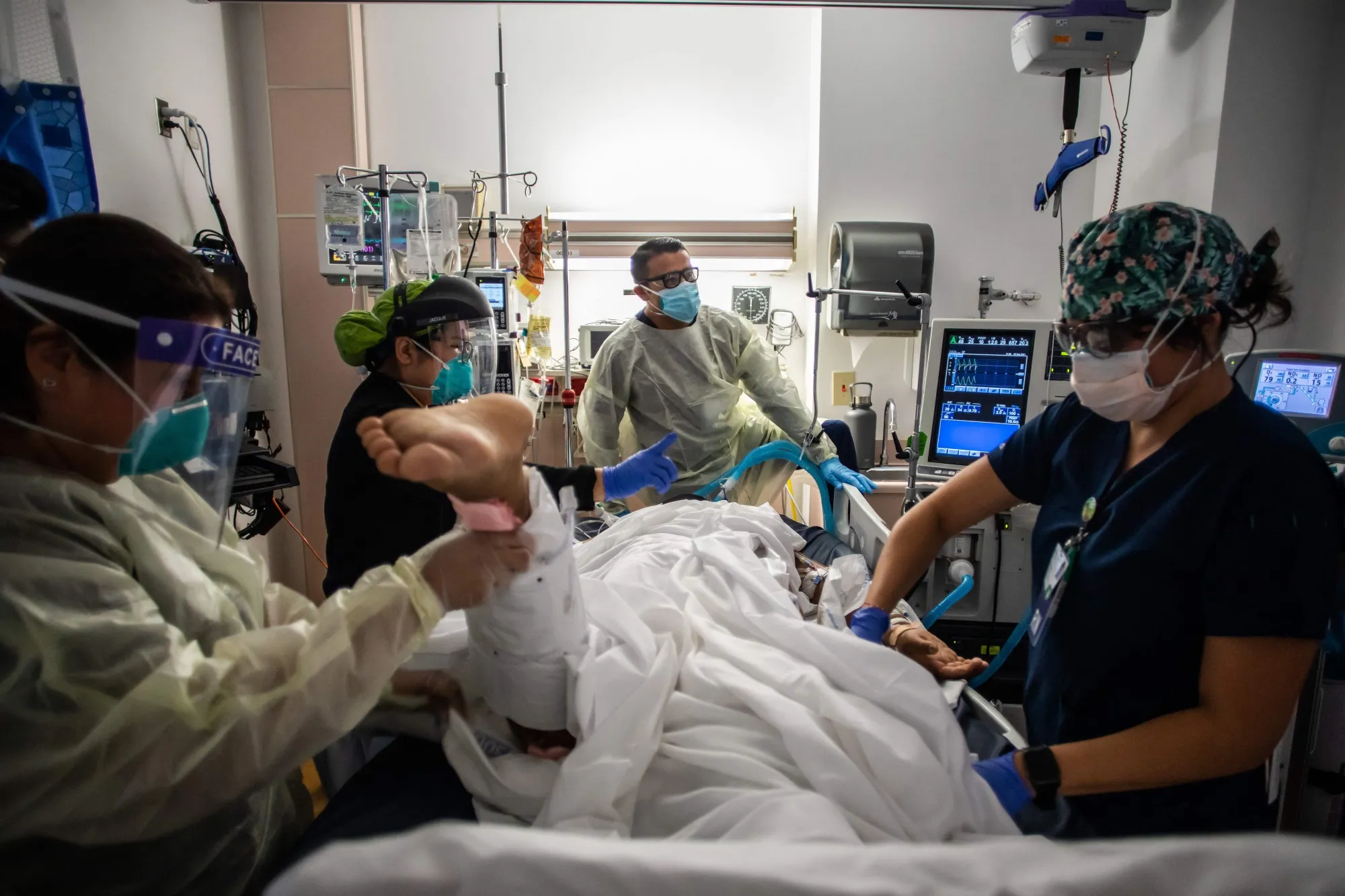 Covid-19 Pandemic: Live Updates and News for Oct. 28, 2021 - Bloomberg