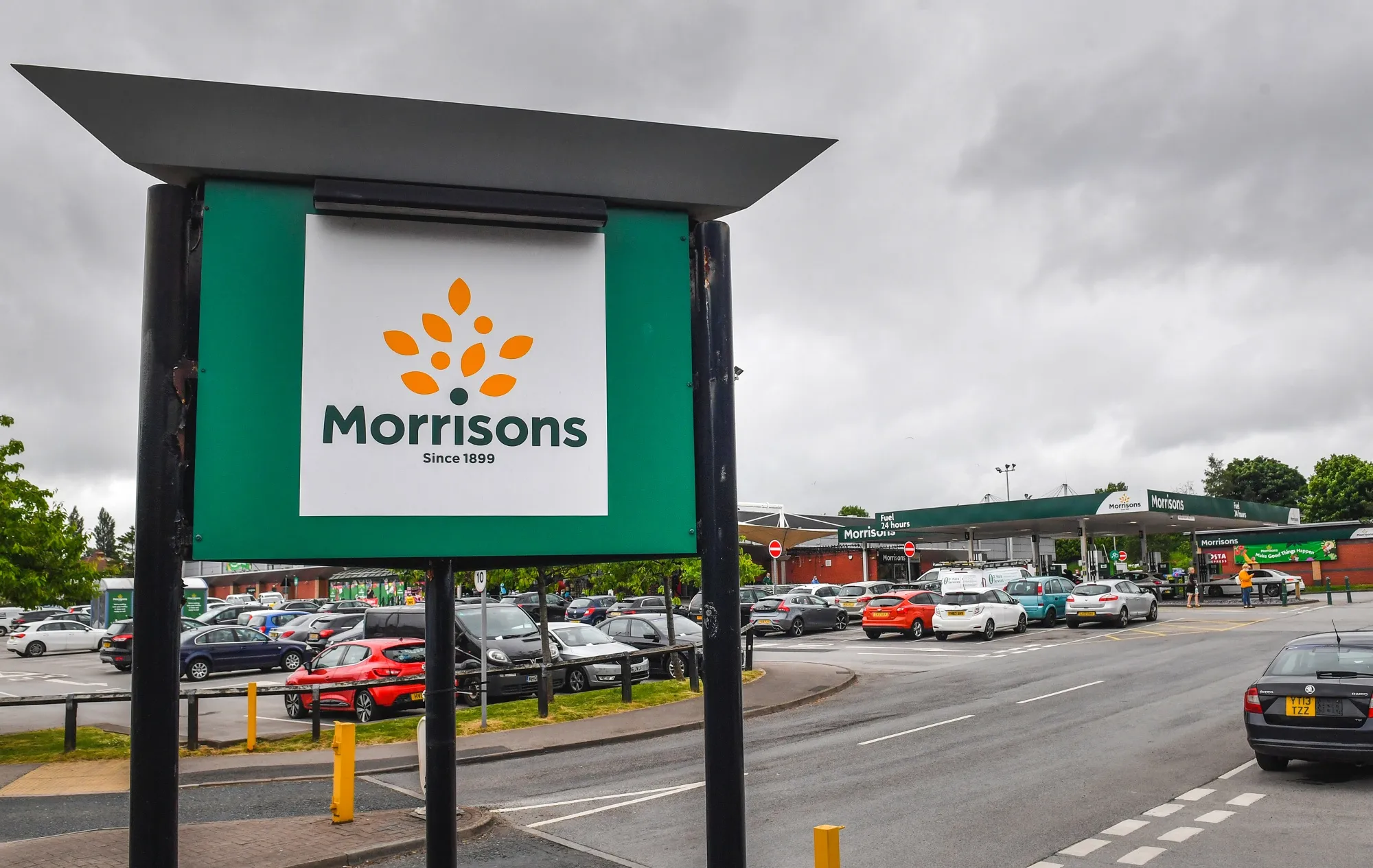 CD&R Said to Line Up Banks as It Weighs Bumping Morrison Bid - Bloomberg