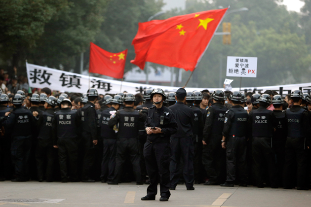 Protests in China Get a Boost From Social Media - Bloomberg