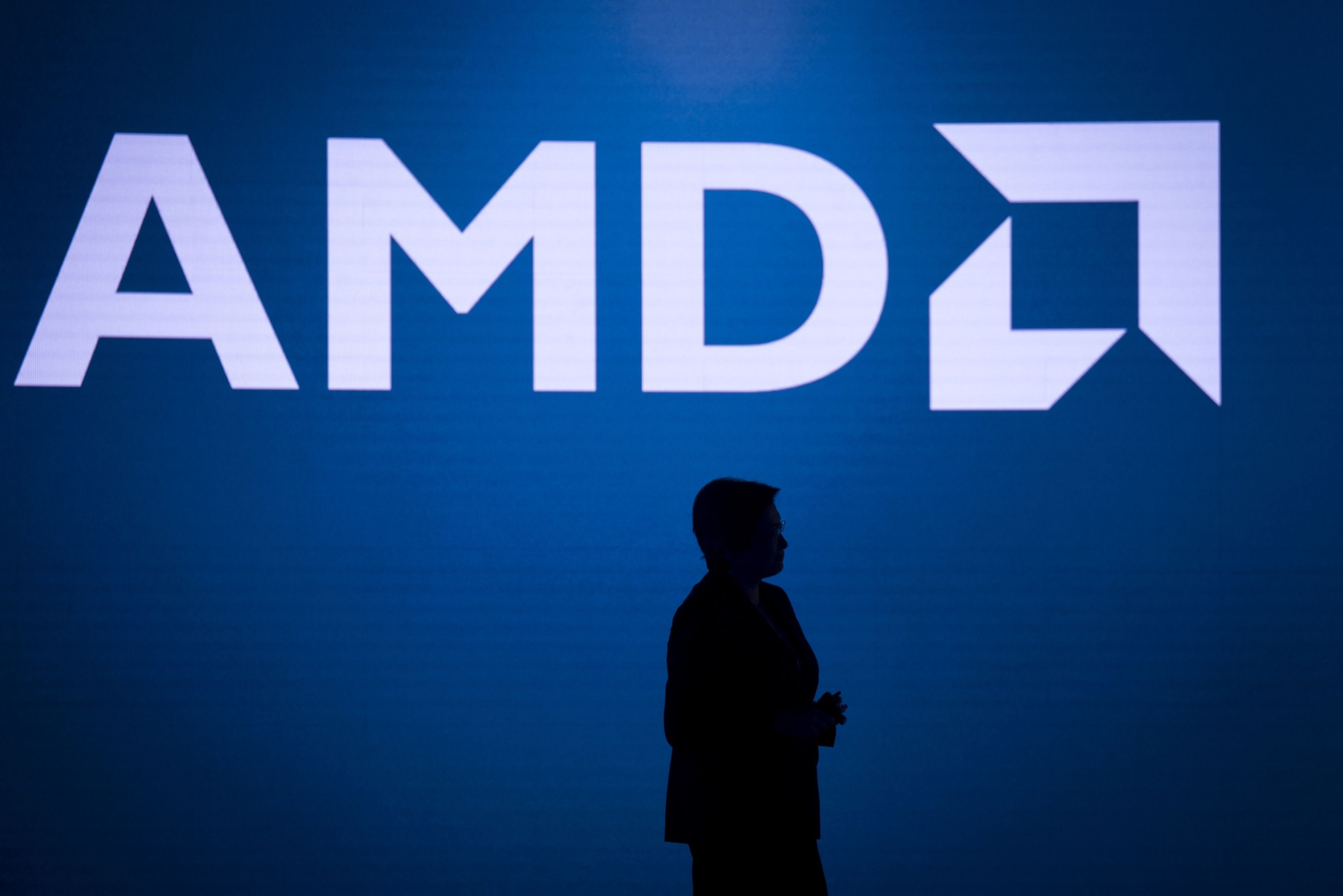 Watch AMD Caught In Tech Selloff - Bloomberg