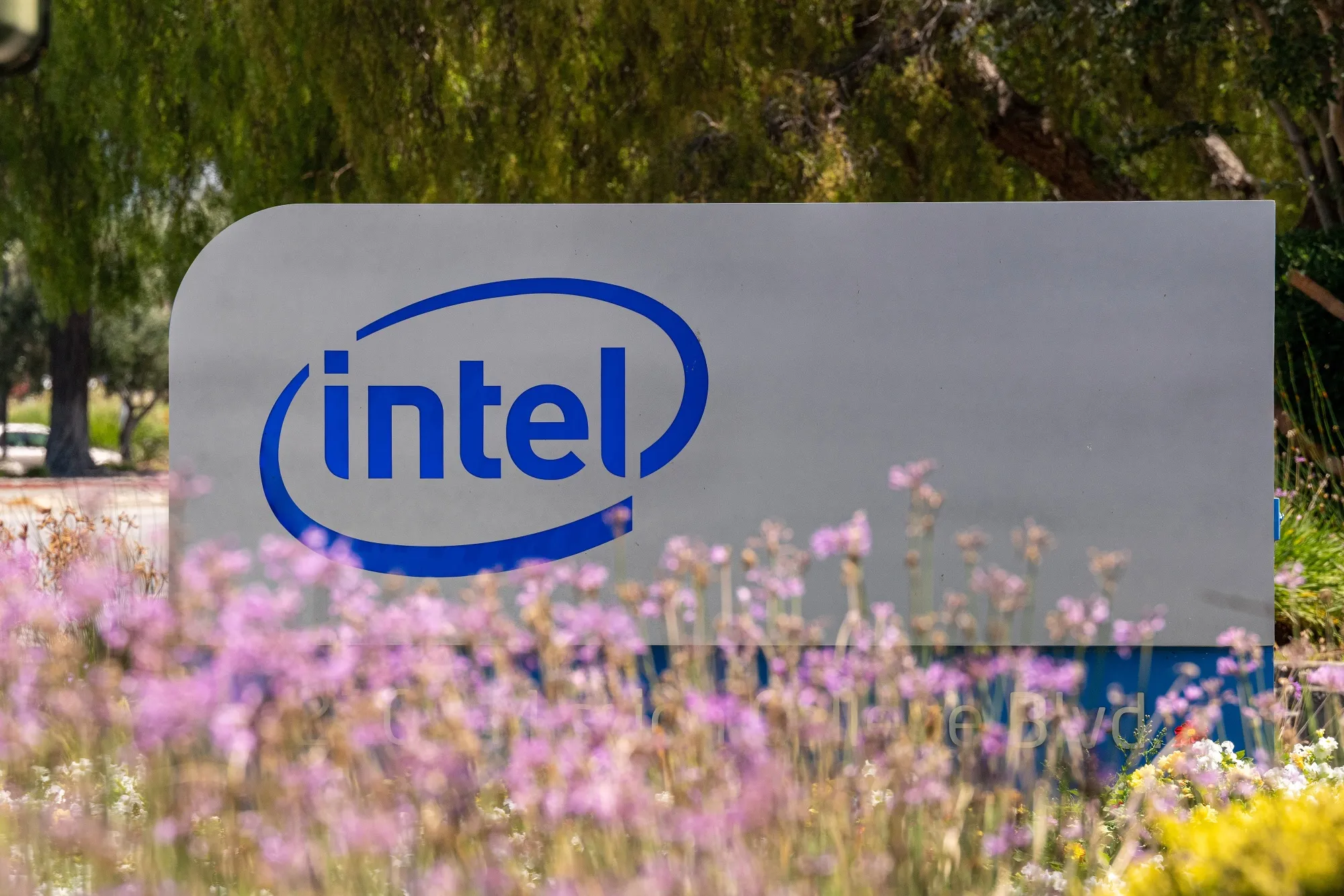 Estado fronterizo mexicano busca atraer inversiones de Intel - Bloomberg