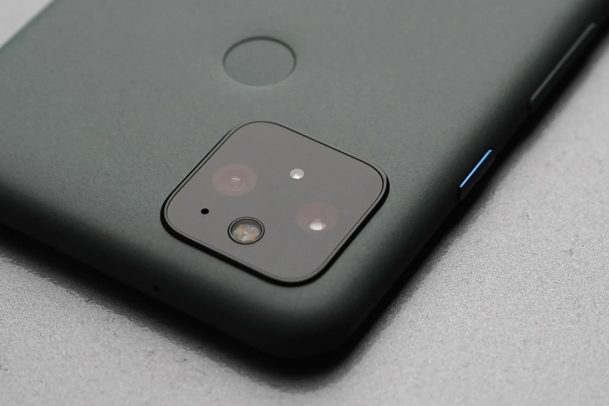 What Google's New Chip Means for Its Phones - Bloomberg