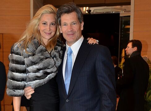 ヘッジファンドのムーアが人員削減、資産運用者やアナリスト - Bloomberg