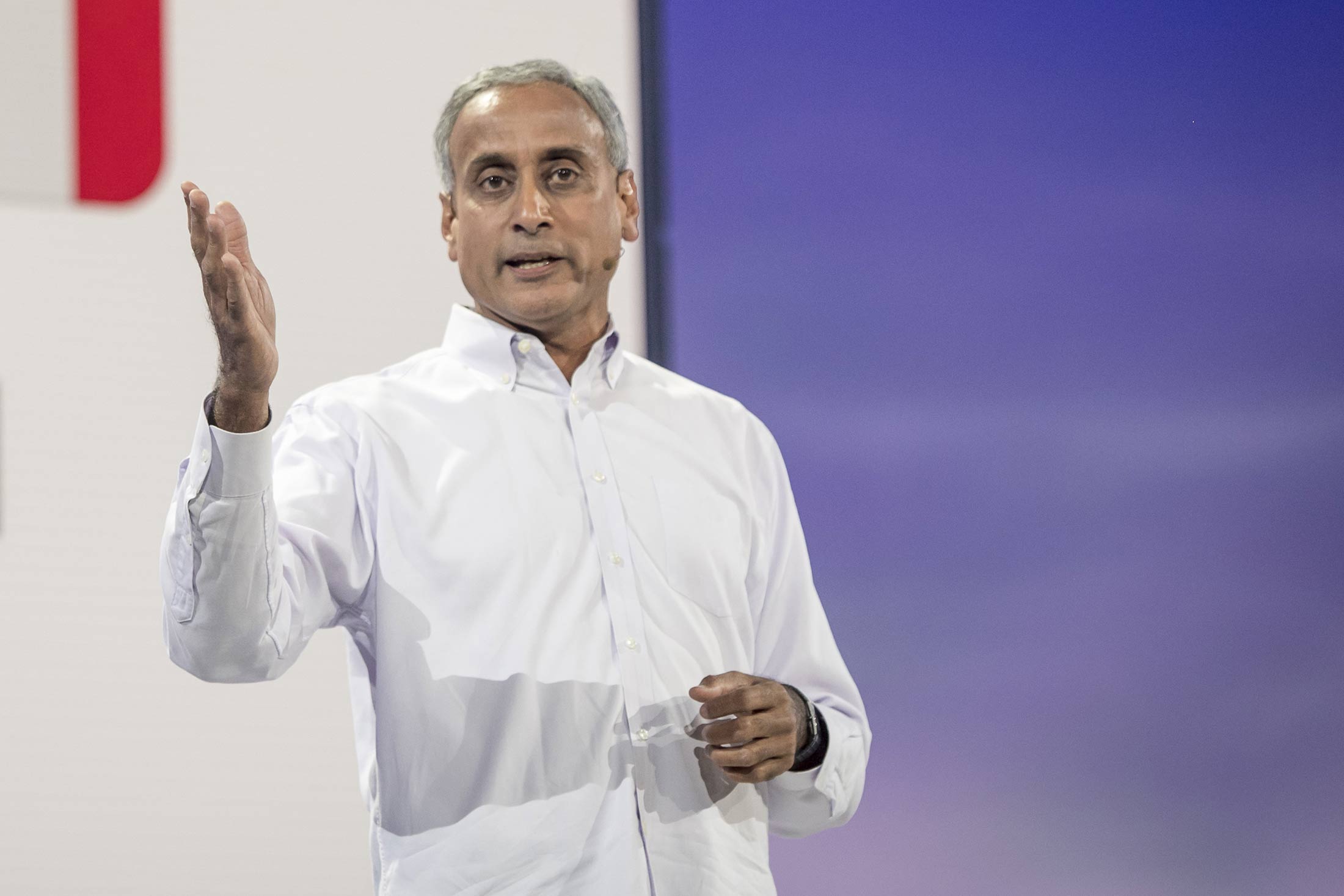 Google Shakes Up Top Search, Advertising Leadership - Bloomberg