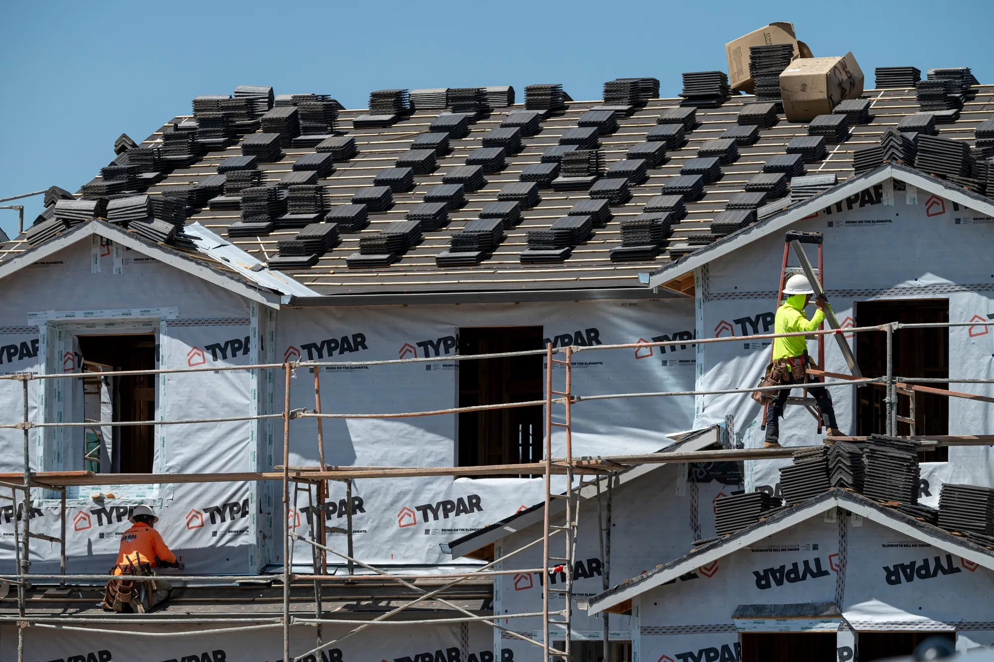 Harris Has a Plan to Raise Homeownership. Builder Stocks Rejoice ...