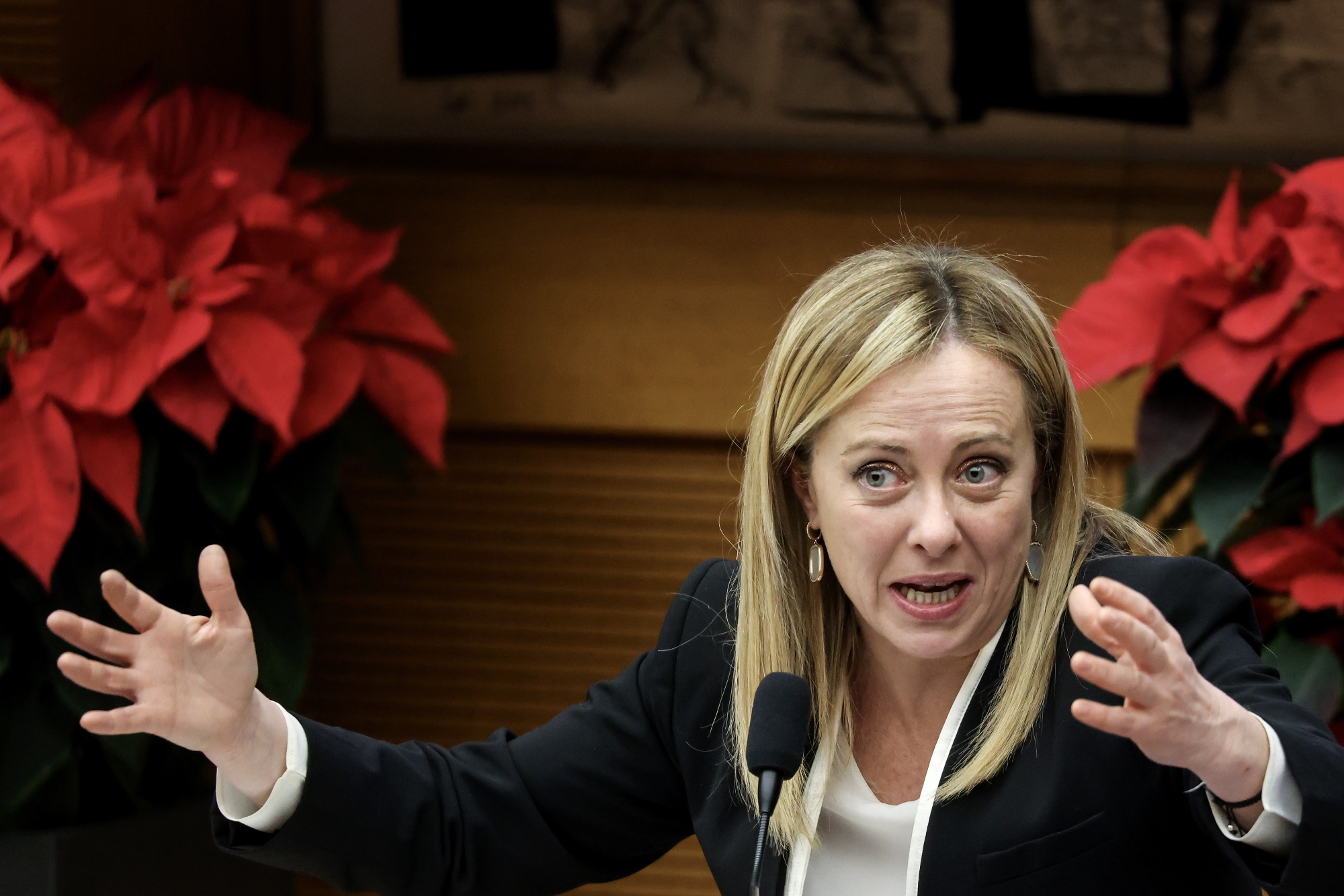 Italy’s Meloni Says Bailout Fund ESM Should Become More Effective to ...