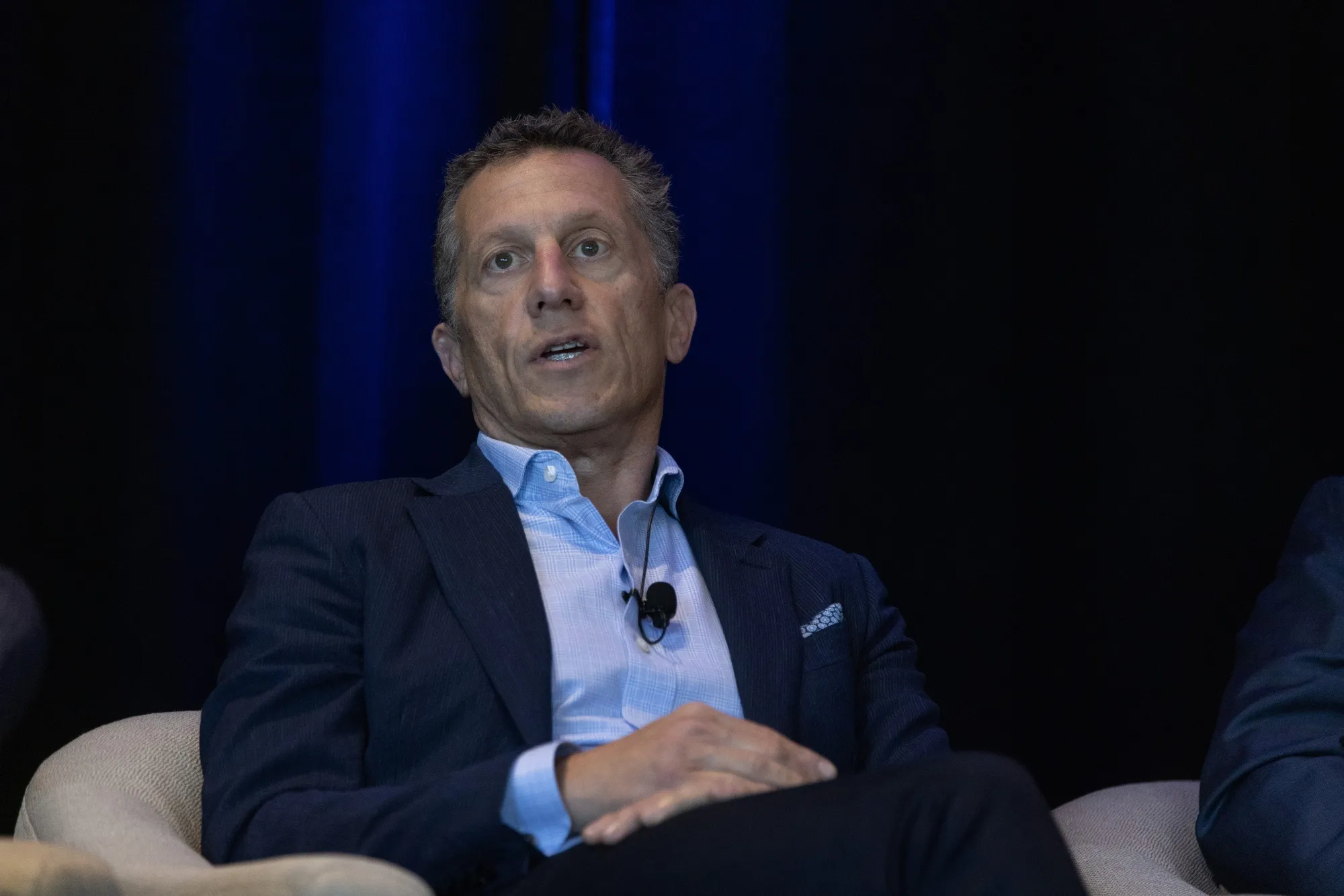 ChargePoint Stock (CHPT) Falls After Sales Sag, Executives Are Replaced ...