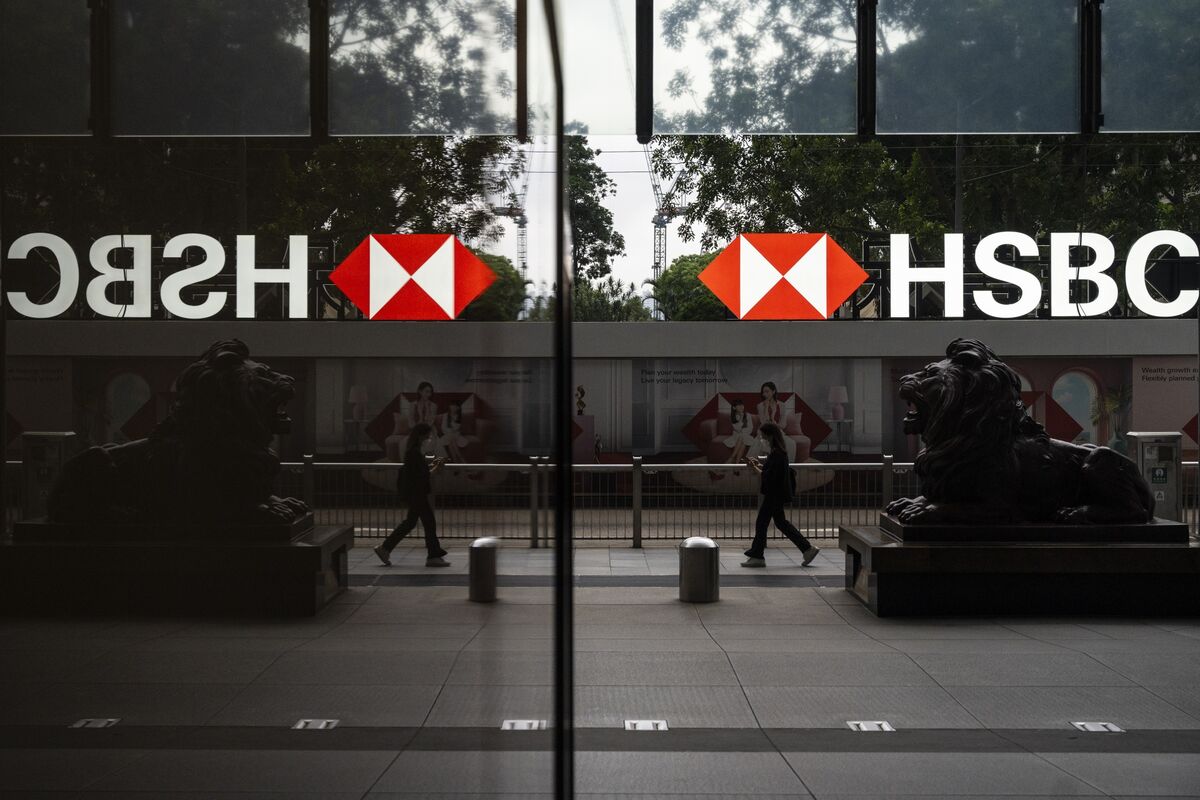 HSBC’s Incoming CEO Elhedery Weighs Cutting Layers of Middle Management - Bloomberg