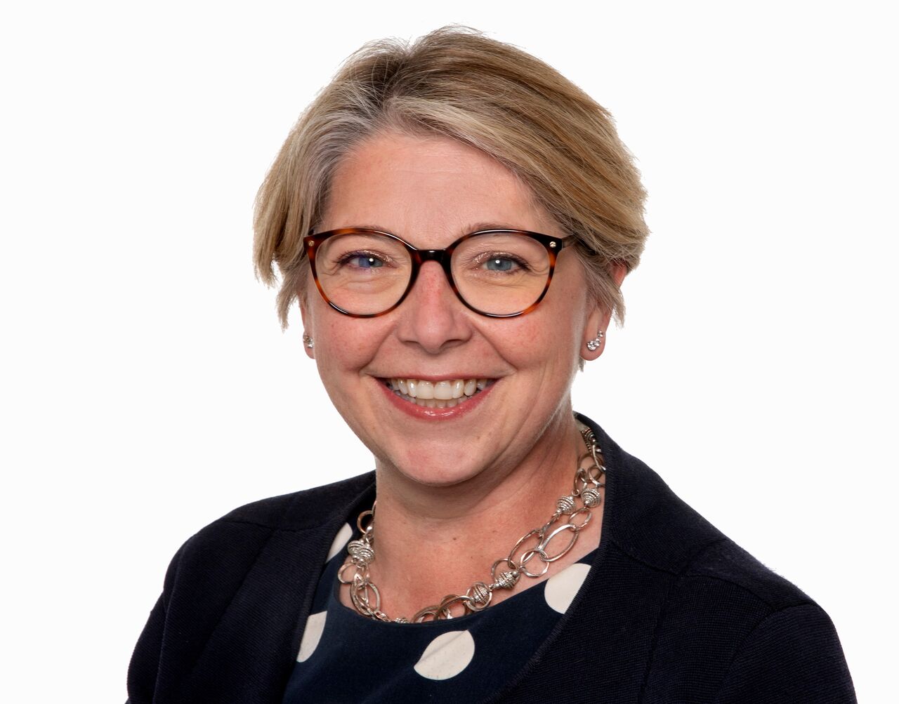 BOE Appoints Sarah Breeden as Deputy Governor, Succeeding Jon Cunliffe ...