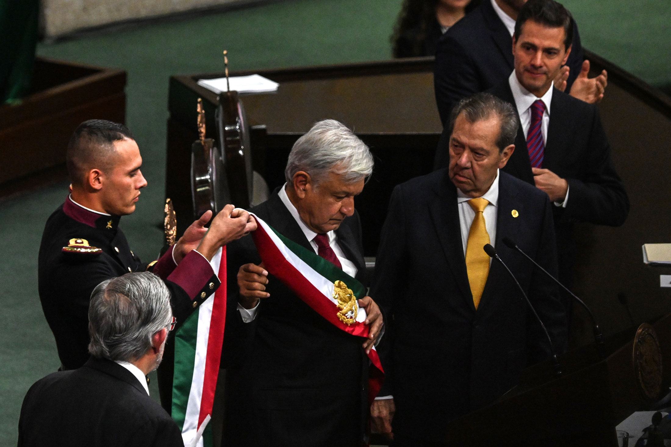 AMLO's First Week Widens Divide Between Markets and Fans at Home ...