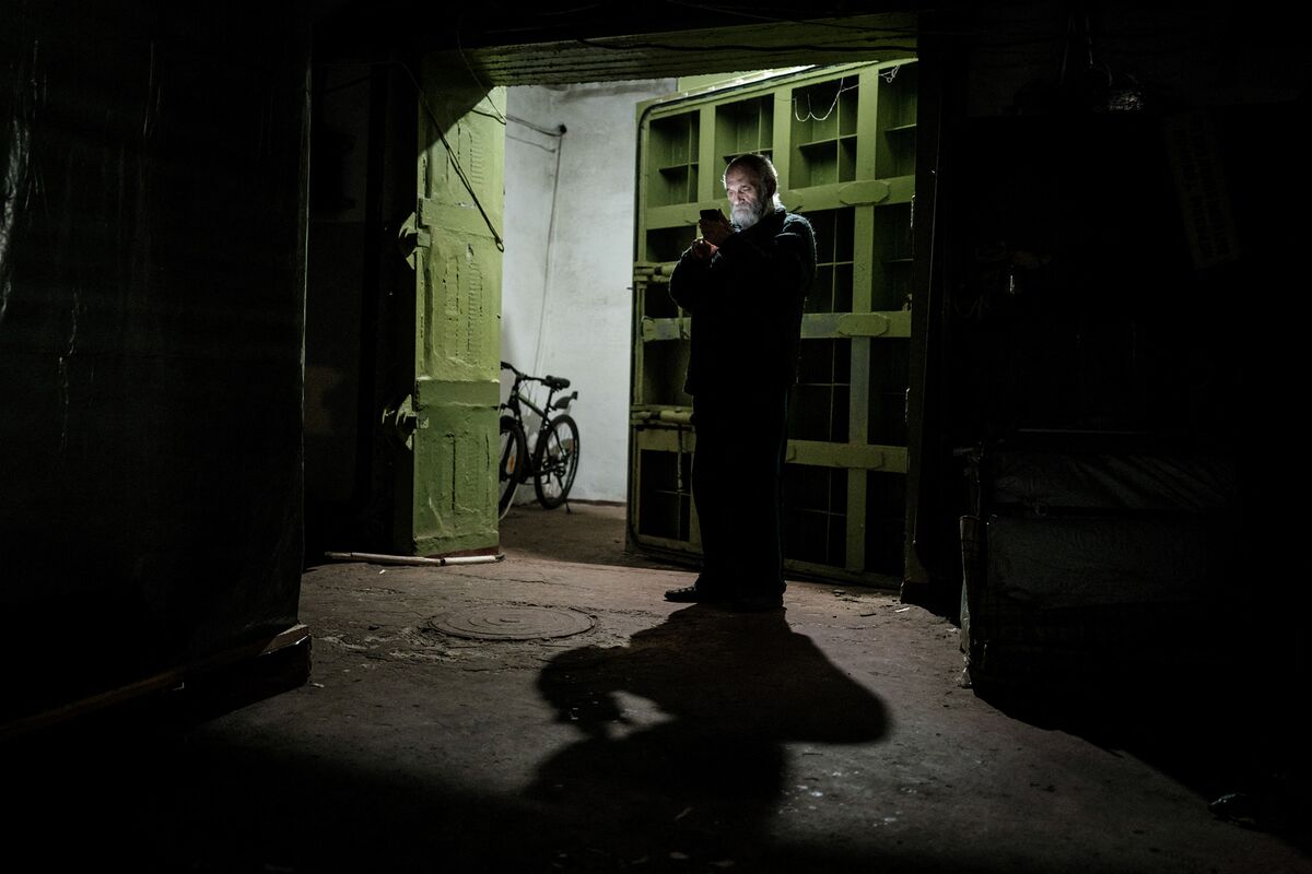 Ukrainian Internet is Focus of New Fight After Russian Invasion - Bloomberg