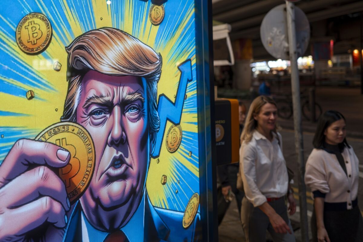 Trump Signs Crypto Executive Actions, Sending Bitcoin (BTC) Marginally ...