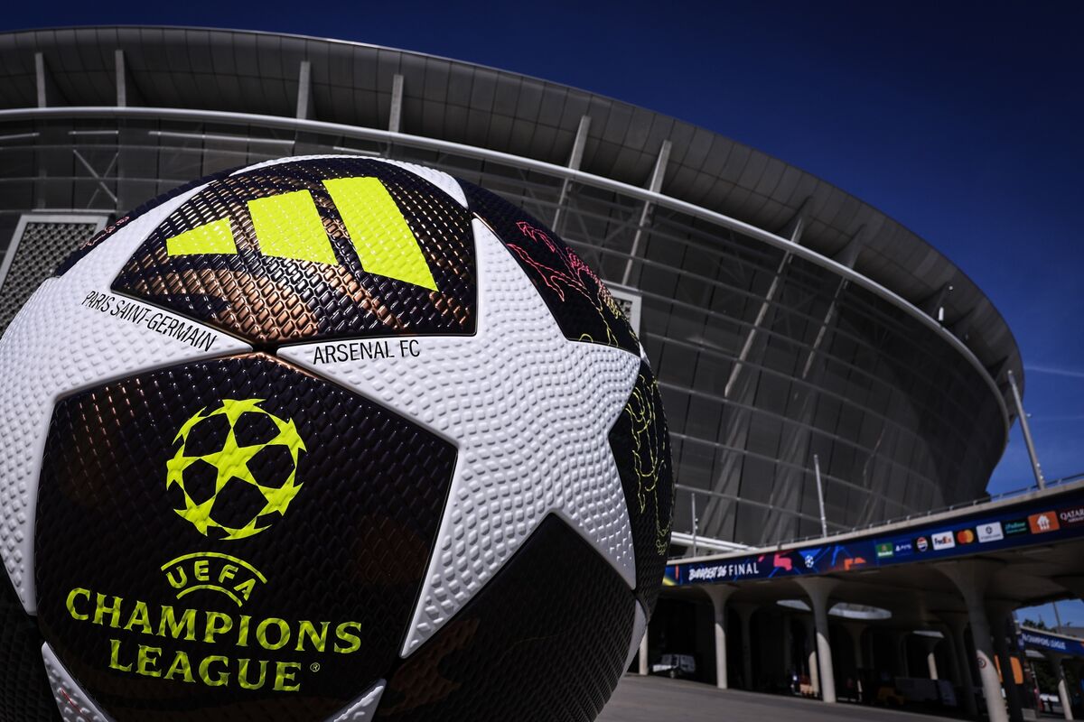 Champions League Final Tickets Have Scalpers Touts Giving up Own Phone ...