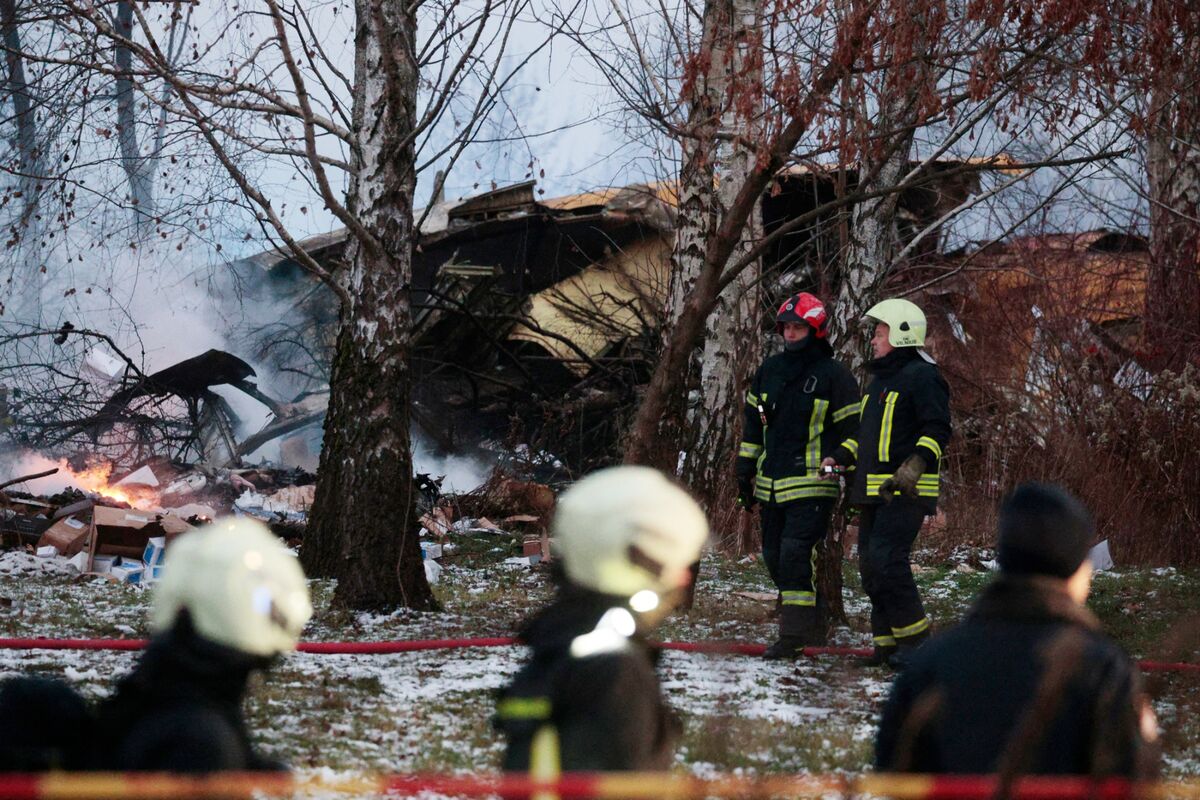Lithuania Plane Crash: DHL Cargo Flight Crashes Near Vilnius Airport ...