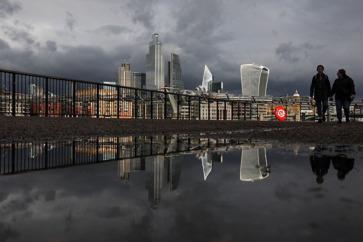 Reinsurer Conduit Rises After $1.1 Billion London IPO - Bloomberg