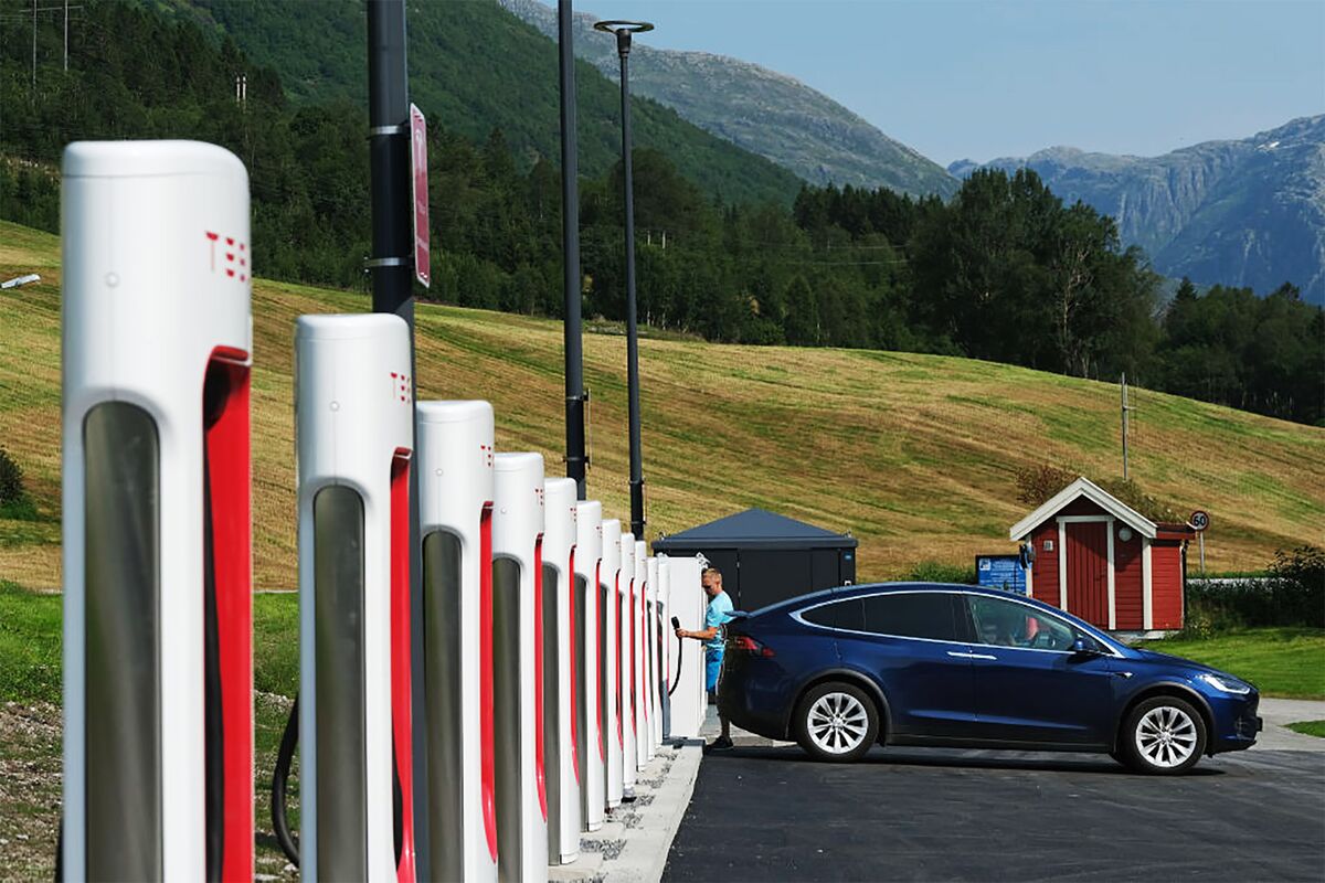 Norway Power Consumption at Record on Electric Cars and Heating - Bloomberg