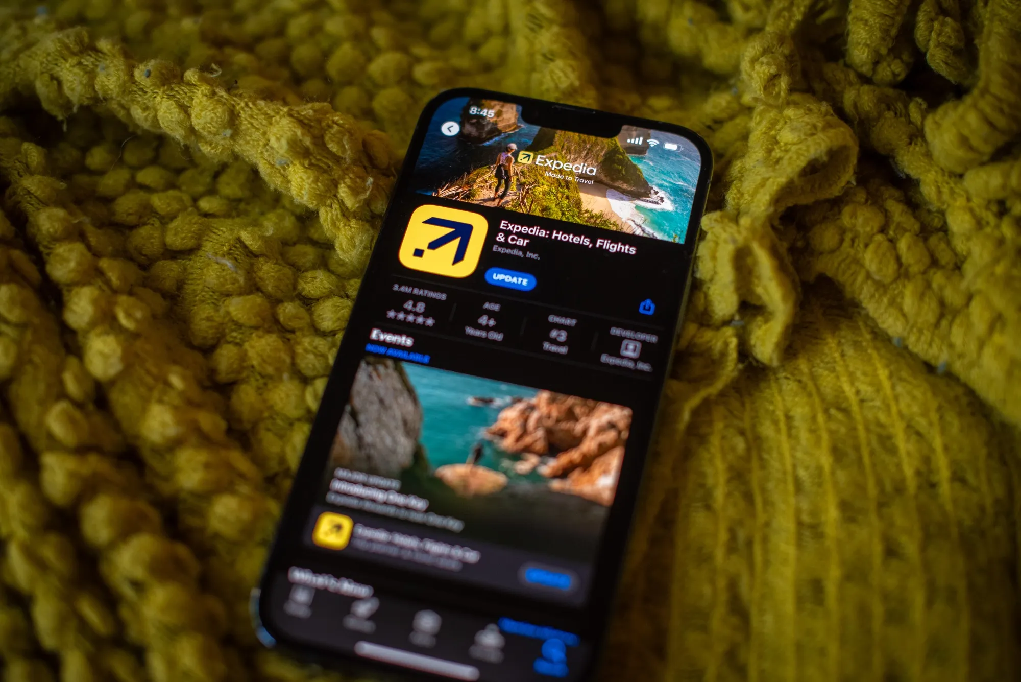 Expedia Shares Gain on Report That Uber Explored Making a Bid - Bloomberg Expedia Shares Gain on Report That Uber Explored Making a Bid - Bloomberg