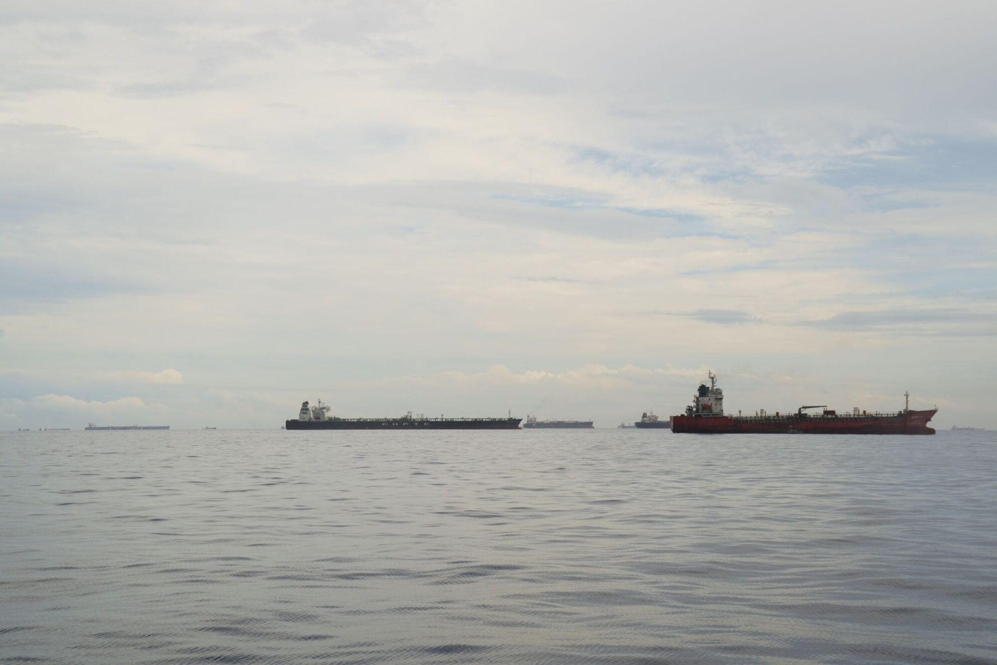 Inside China, Iran’s Shadow Oil Trade Hub Off Malaysia, Singapore Coasts