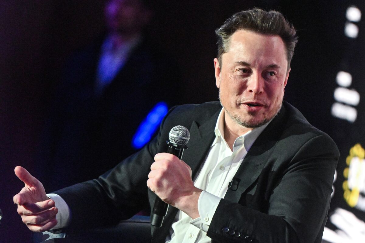 英国の未成年狙った性的虐待事件にマスク氏が口出し－QuickTake - Bloomberg