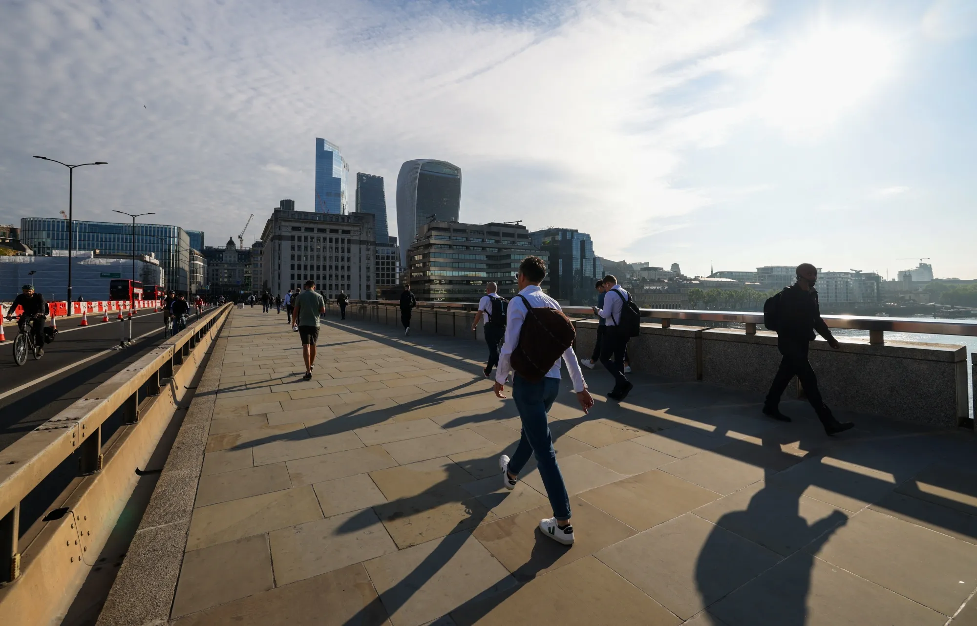 Remote Work May Shift 835,000 Jobs Out of London, Report Says - Bloomberg
