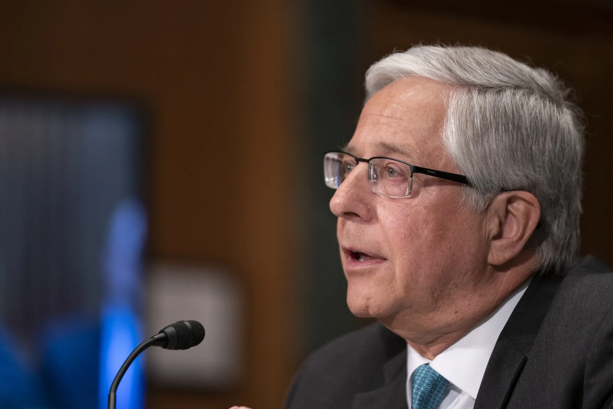 Fed Inspector General Defends $378,000 Pay Amid Senate Criticism ...