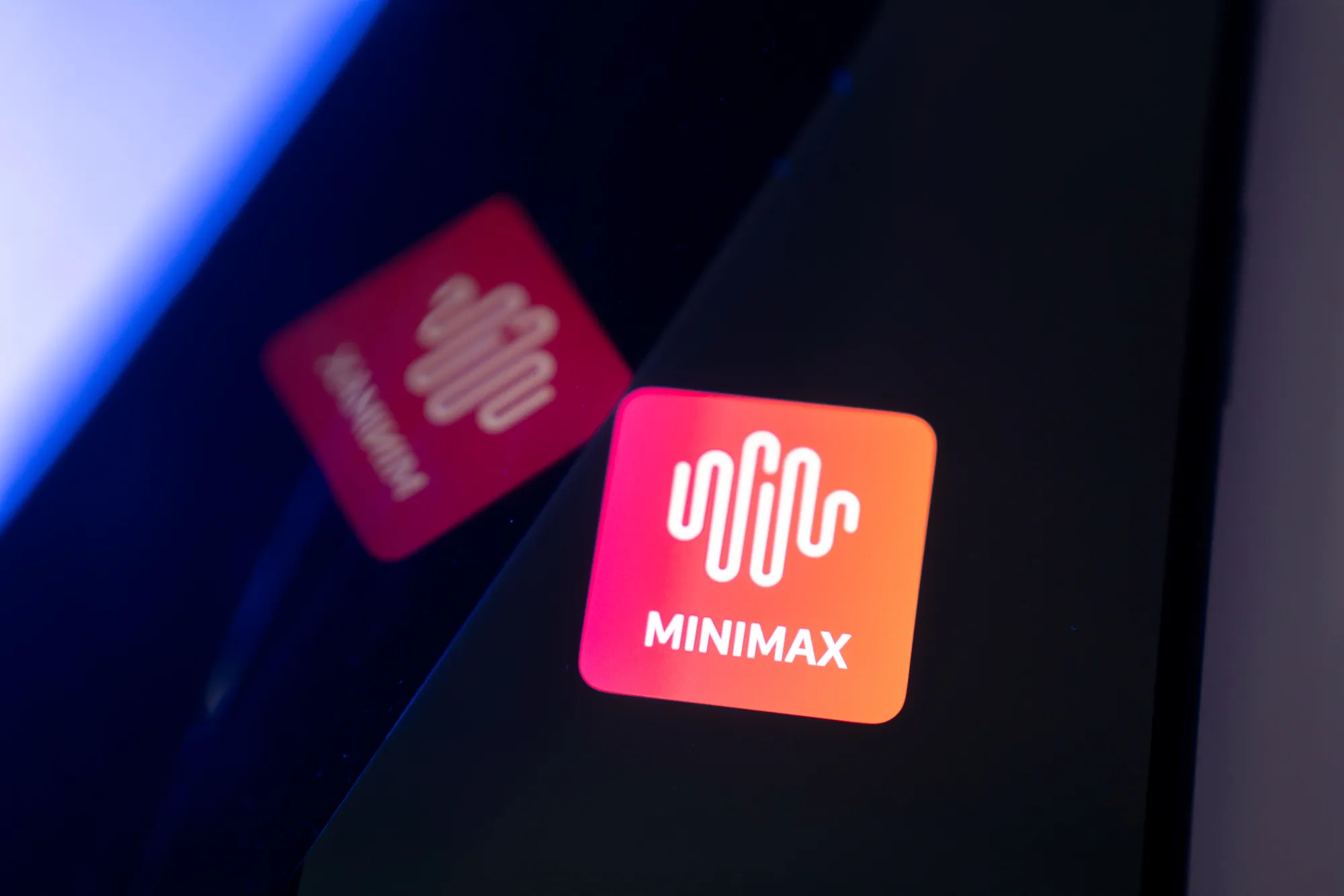 MiniMax Eyes China Listing, Takes on AI Rivals Like DeepSeek - Bloomberg