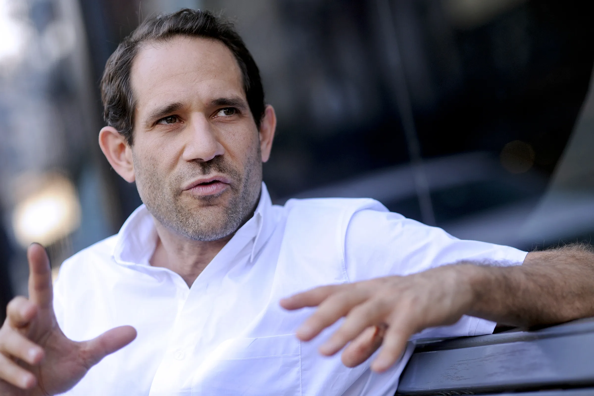 Dov Charney Seeks Redemption in South Central L.A. Garment Mill - Bloomberg
