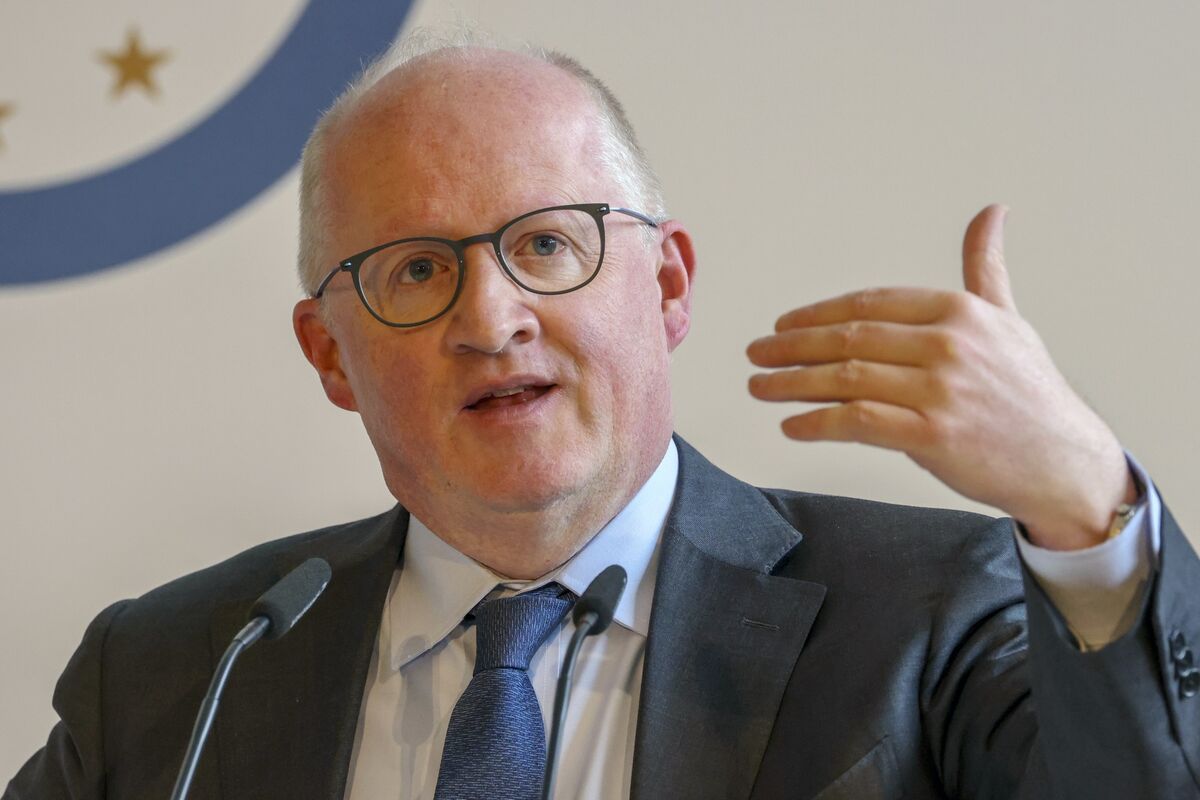 ECB Latest: Chief Economist Philip Lane Rebuffs Willem Buiter With Rate ...