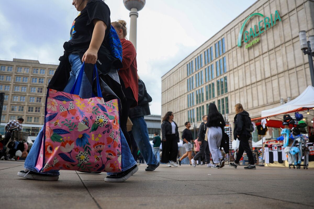 Germany Inflation Unexpectedly Holds Steady, Backing ECB Interest Rate ...