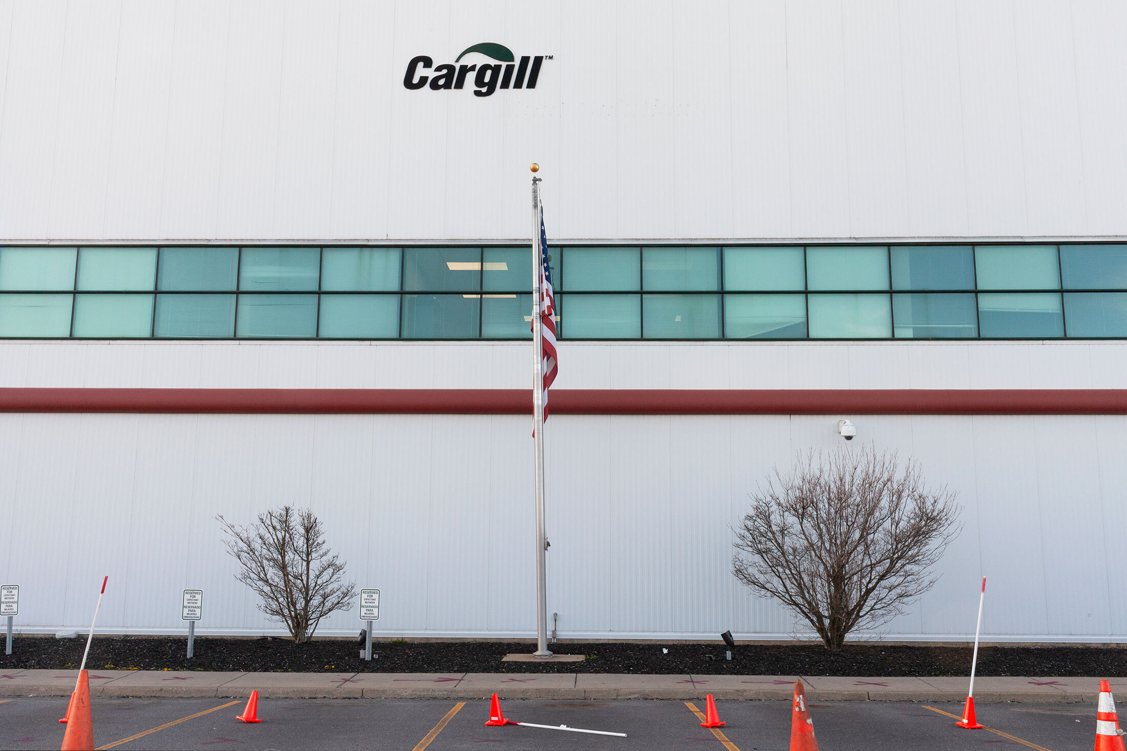 Coronavirus Closes Meat Plants, Threatens Food Supply - Bloomberg