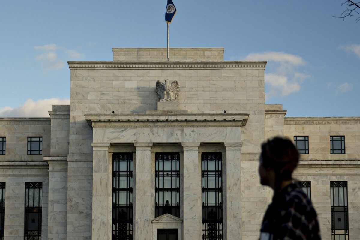 Fed Dissents: Why 4 Officials Voted Against FOMC Decision - Bloomberg