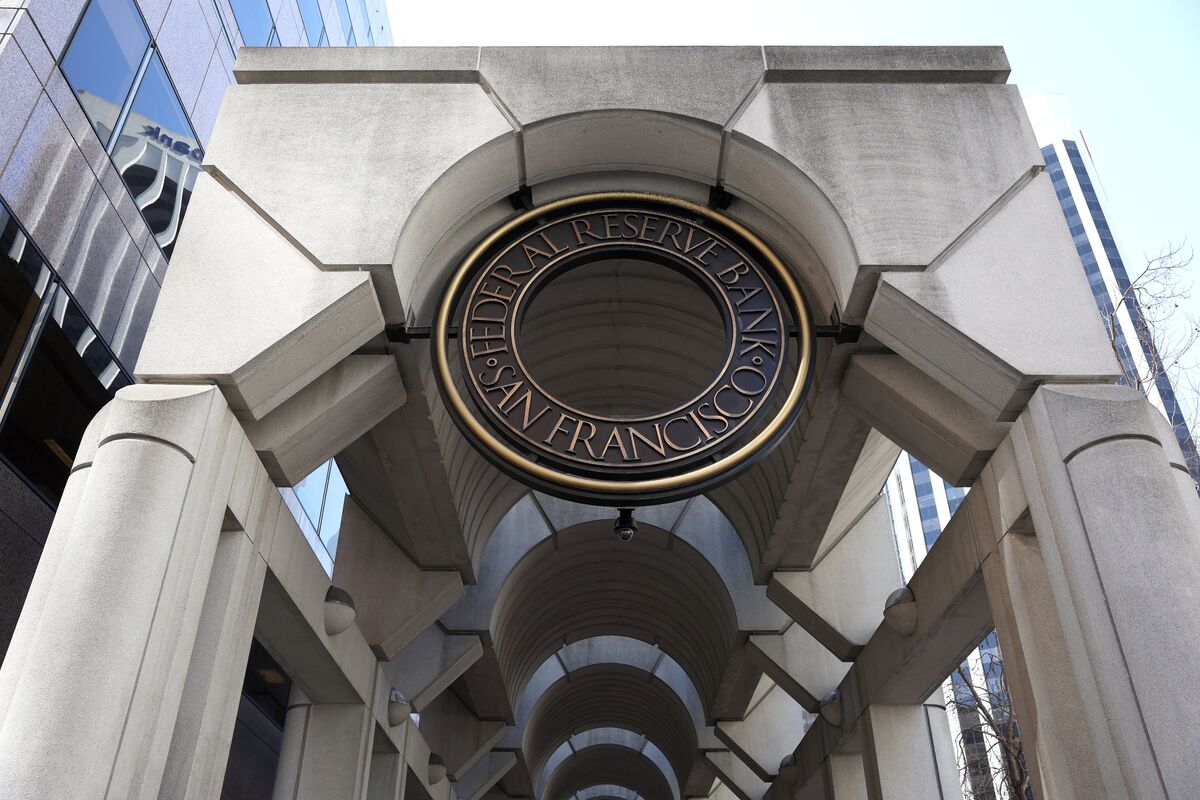 SF Fed Bank Supervision Chief Azher Abbasi Retiring After SVB, Lender ...